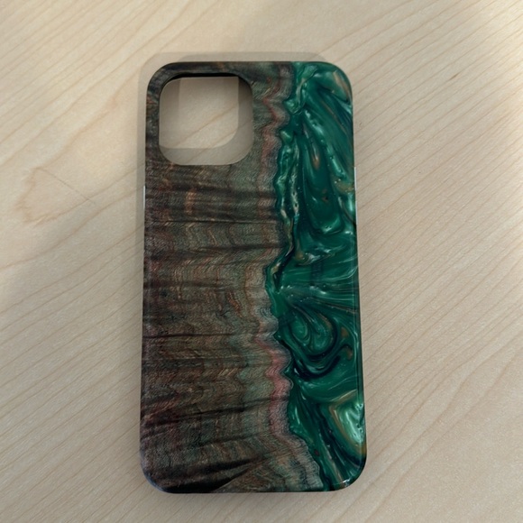 Carved | Cell Phones & Accessories | Carved Brand Iphone 3 Pro Max Live ...